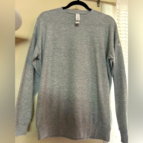 ALO Yoga | Tops | Alo Soho Pullover Light Grey Color | Poshmark